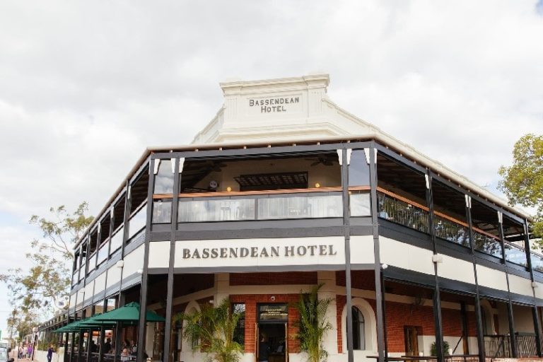 Bassendean Hotel - Eat & Drink in Bassendean, WA